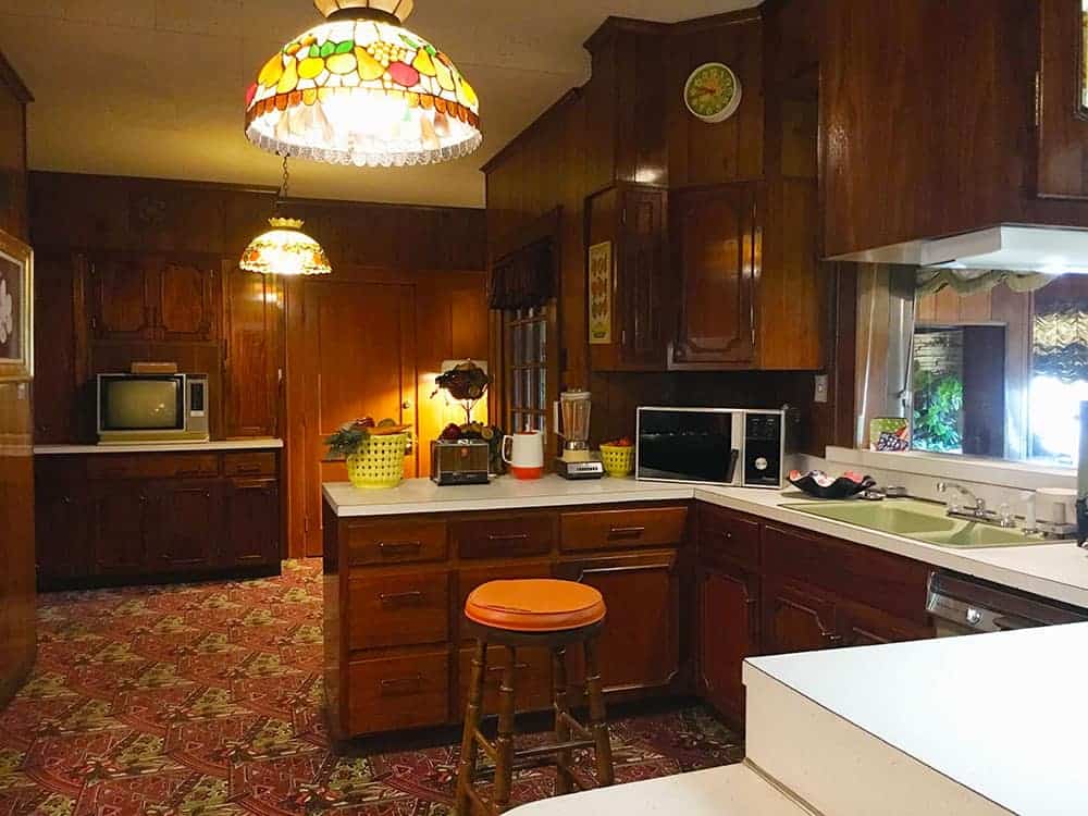 Take a tour inside Graceland