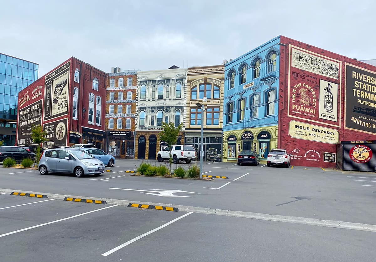 Hidden treasures on a street art walk in Auckland - Blogger at Large