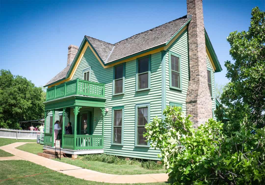 Surprising reasons to vacation in Grapevine Texas - Blogger at Large