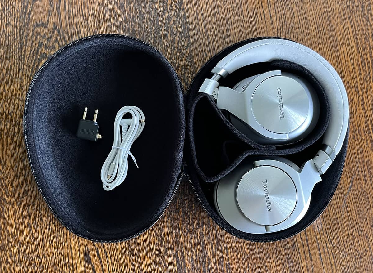 Technics noise-cancelling headphones and earbuds review - Blogger at Large